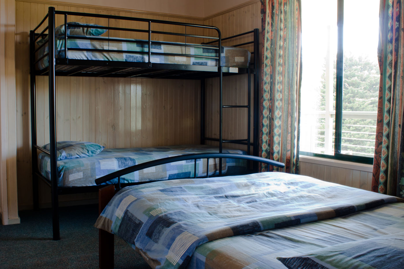 Guestroom - ADANAC CYC