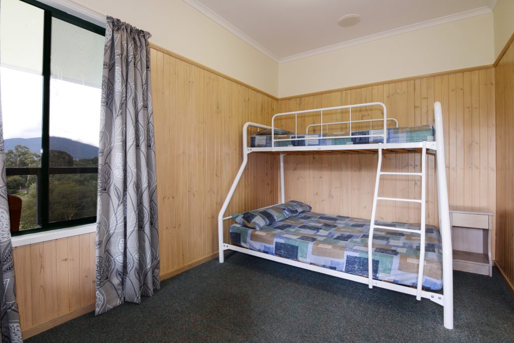 Lakeview_9 - ADANAC CYC